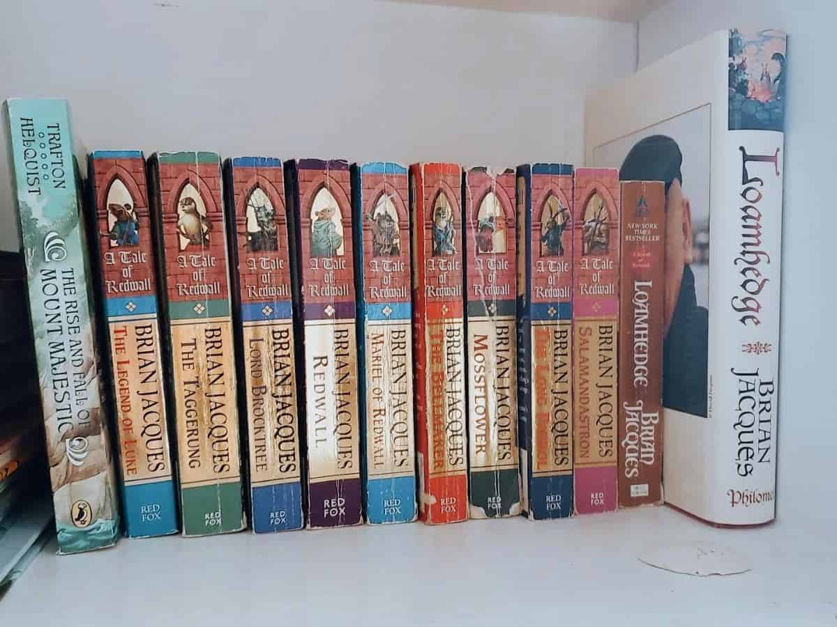 How to Curate a Home Library for Your Homeschool - Kindling Wild